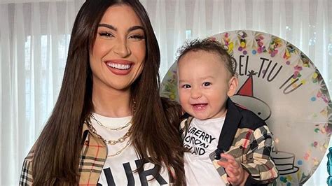 Bianca Andrade se revolta seguidora após críticas ao look do filho