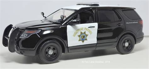 Motormax 124 2015 Ford Police Interceptor Utility