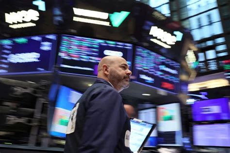 Wall Street Ends Sharply Higher Powered By Earnings Momentum Augaf