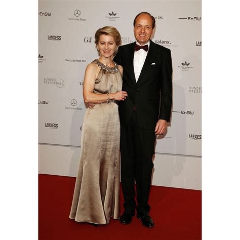 「世界で最も影響力のある女性100人」第1位！ウルズラ・フォン・デア・ライエンが示す「意志ある美しさ」とは？ Preciousjp（プレシャス）