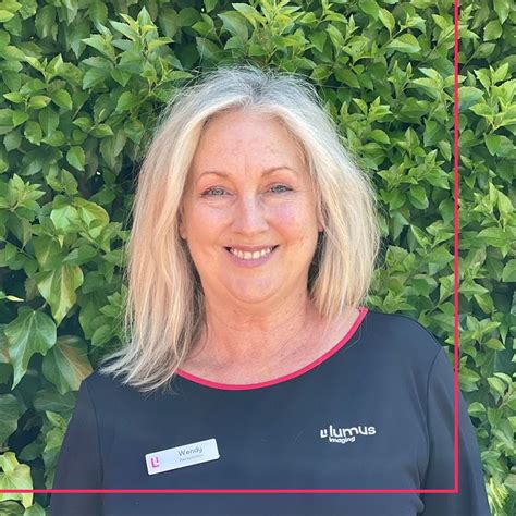 khoa le on linkedin round of applause for wendy keep up the great