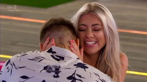 Love Island Fans Confused As Finn Exposes Sex Session With Paige In