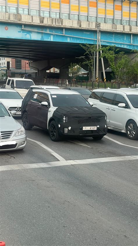 쏘렌토 페이스리프트 새로운 스파이샷 오토스파이넷