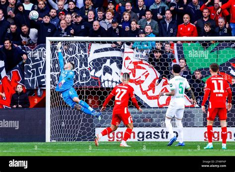 ENSCHEDE NETHERLANDS OCTOBER 29 Goalkeeper Justin Bijlow Feyenoord