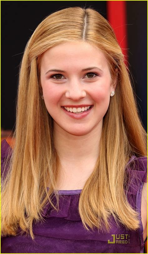 Bella Thorne And Caroline Sunshine Land On Mars Photo 408054 Photo