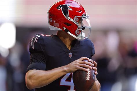 Why Isnt Desmond Ridder Playing Yet Falcons Fans Voice Their Opinion