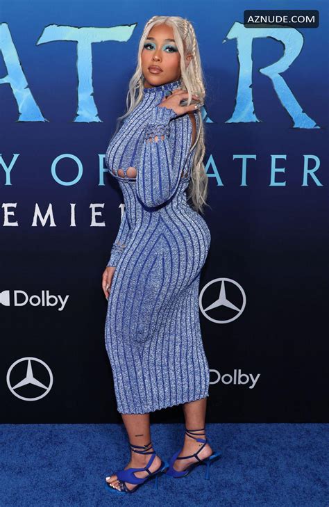 jordyn woods in a sexy daring dress at the premiere of avatar way of