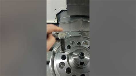 рабочий пролетарий чпу Cnc фрезеровщик фрезерование Cnc Fanuc