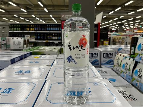 대용량 소주 1 8리터 페트병 대형마트 판매 가성비 가격 도수 종류 안내 참이슬 처음처럼 대선 좋은데이