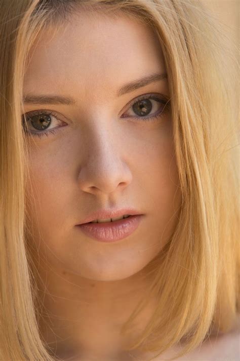 Lena Anderson Blaire Ivory Joli Visage Visage