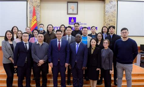 Харвардын их сургуулийн тэтгэлэгт хөтөлбөрт 20 эмч мэргэжилтэн шалгарчээ Tsoh Mn