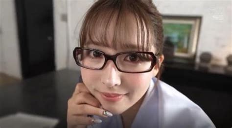 三上悠亜 眼鏡姿も可愛い巨乳美人女教師がチンペロ＆パイズリして全力オナニーサポートしちゃうぞツ！ 45450721