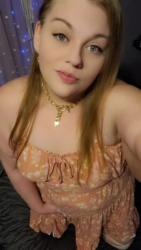 Cute Bbw In Dress And White Fishnet Knee Highs Pics Xhamster