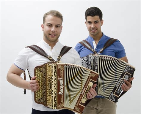 Tiago Neto E Paulo Fragoso País Real Produções Agenciamento