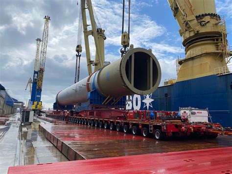 Mammoet Breaks Record For Heaviest Load Transported Cranes And Lifting
