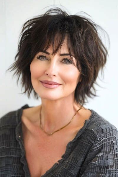Textured Shaggy Bob Short Hairstyle For Women Over 40 In 2024 Shaggy