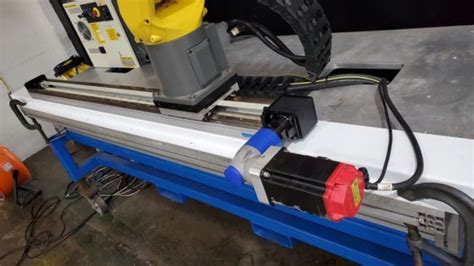 Fanuc Lr Mate Robot Linear Rail Track 5 Ft Length Lr Mate Series
