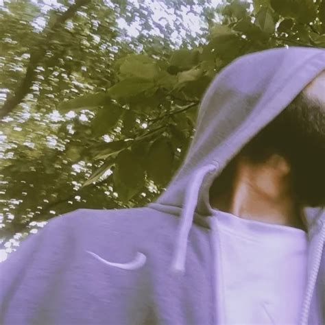 Toxic ☣️ Omarmeer • Threads Say More