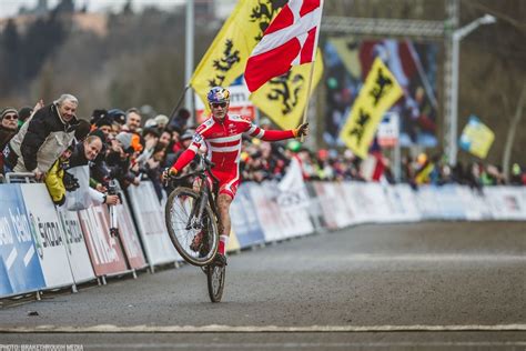 Simon Andreassen ¿fabricando Una Leyenda Del Mtb