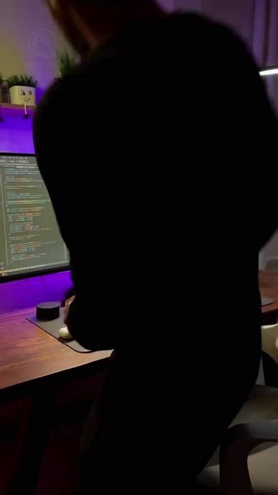 Plomxtech Chatgpt Deepseek Animation Tech Plomx Tech