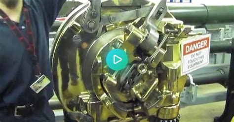 9 2 Triple Motion Interrupted Parallel Screw Naval Artillery Breech