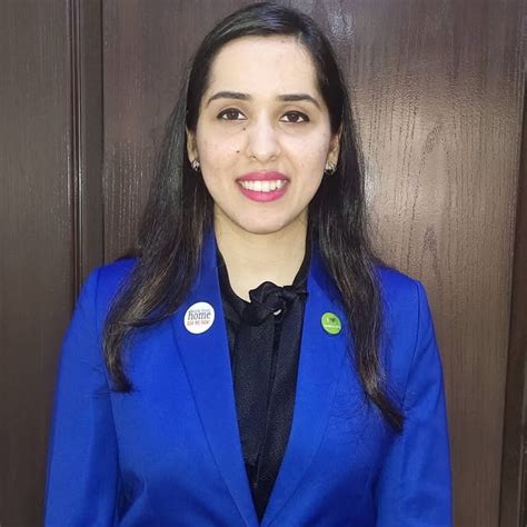 Pooja Khanna Pooja Khanna13 • Threads Say More