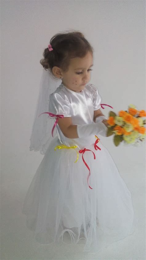 Vestido De Noiva Caipira Festa Junina Infantil Véu Luva R em Mercado Livre