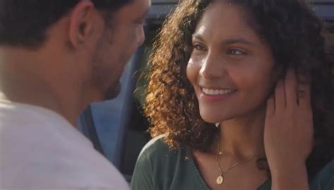 Aline muda de ideia após revelar gravidez e decide se casar Caio em Terra e Paixão Zappeando