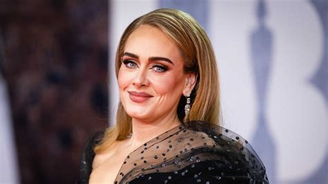 Everything We Know About Adeles Expensive And Ginormous ‘engagement Ring