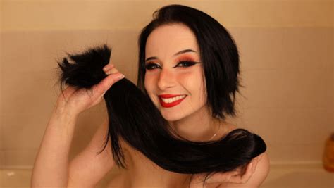 Hottest Vids From Your Favorite Content Creators Manyvids