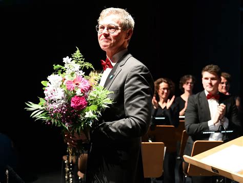Witten Weltweit“ Im Saalbau Blow Verabschiedet Dirigenten Michael Eckelt Witten