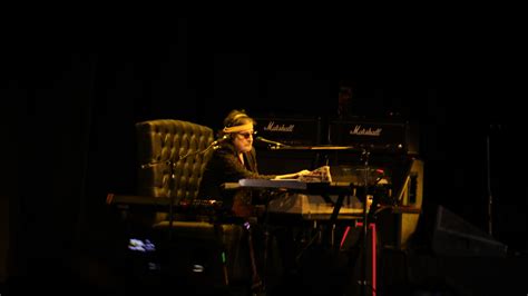 Charly García Encendió Nuevamente La Torre De Tesla En El Gran Rex Con