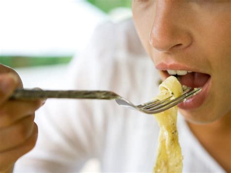 Chewing Food And Digestion