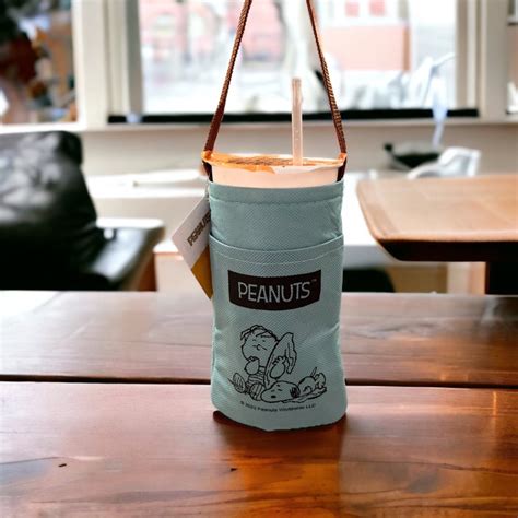 嘻嘻日貨🐾 現貨 日本限定 Snoopy 史努比 杯袋 飲料 提袋 內襯鋁箔 保溫保冷 蝦皮購物