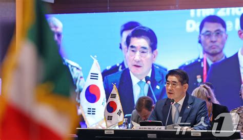 유엔사회원국 국방장관회의 인사말하는 김용현 장관 뉴스1