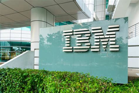 Ibm Stock Tumbles 7 After Q1 Segment Weakness Overshadows Guidance
