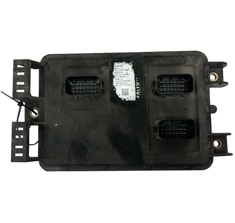 Q21 1077 3 103 Genuine Paccar Control Chassis Module Used — Advanced Truck Parts