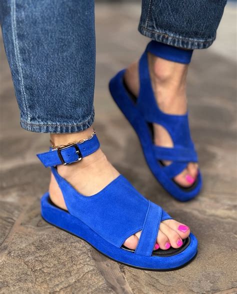 Үндэс Үндэс Added A New Photo