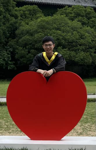 Ze Rong Zheng LAMDA NJU AI