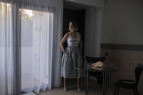 Ksenia Sobchaks Advice To Anti War Russians Find Ways To Cope The