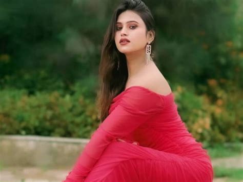 Bhopal Model Khushboo Ahirwar Dies Under Suspicious Circumstances Injuries Found On Body Live