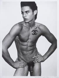 Photo KARL LAGERFELD MALE NUDES LPSG
