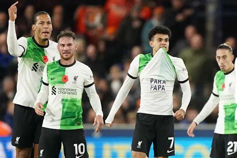 Virgil Van Dijk Explains How Liverpool Squad Have Helped Luis Diaz