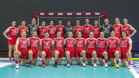 Mercedes Benz Türk A Milli Hentbol Takımları Nın Resmi Ulaşım