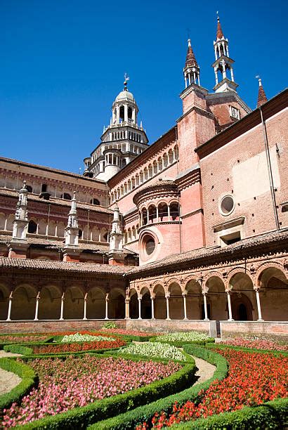 Pavia Italia Fotos Banco De Fotos E Imágenes De Stock Istock
