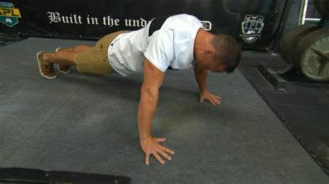 Aussie Dad Lucas Helmke Details How He Set An Astonishing Push Up World