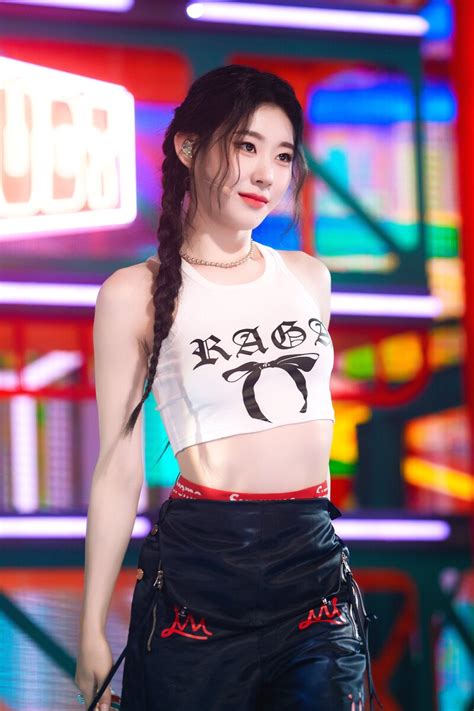 230806 Itzy Chaeryeong ‘cake At Inkigayo Kpopping
