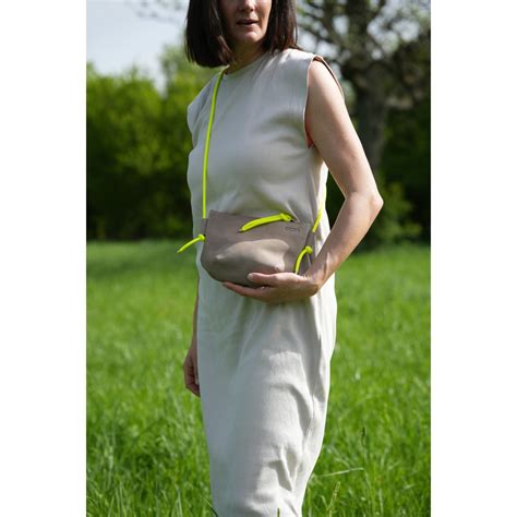 Umhängetasche Tami In Beige ° Coani