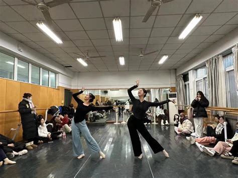 音乐学院开展“心灵舞蹈，治愈健康”舞蹈疗愈主题活动 渭南师范学院新闻网
