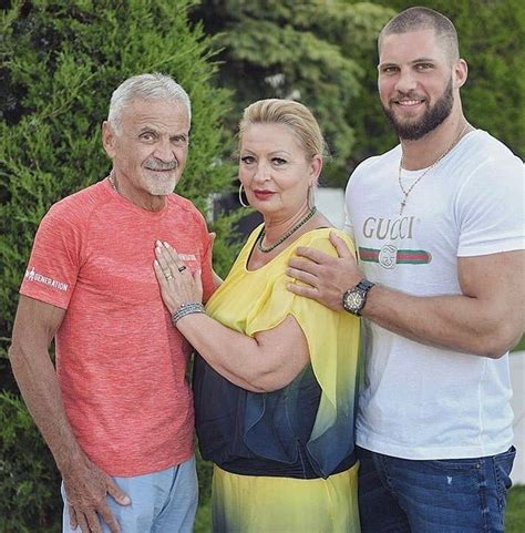 Is Florian Munteanu A Real Boxer